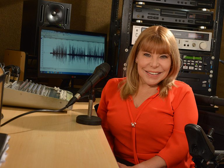 GINA PARKER – Gina Parker | Centro Especializado en Locución y Oratoria.